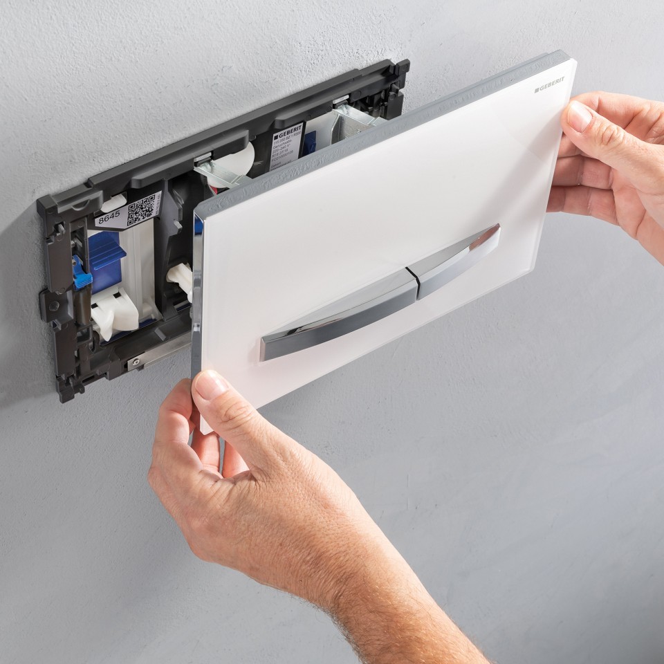 Clapete de acţionare Geberit şi sisteme de comandă a spălării pentru WC ...